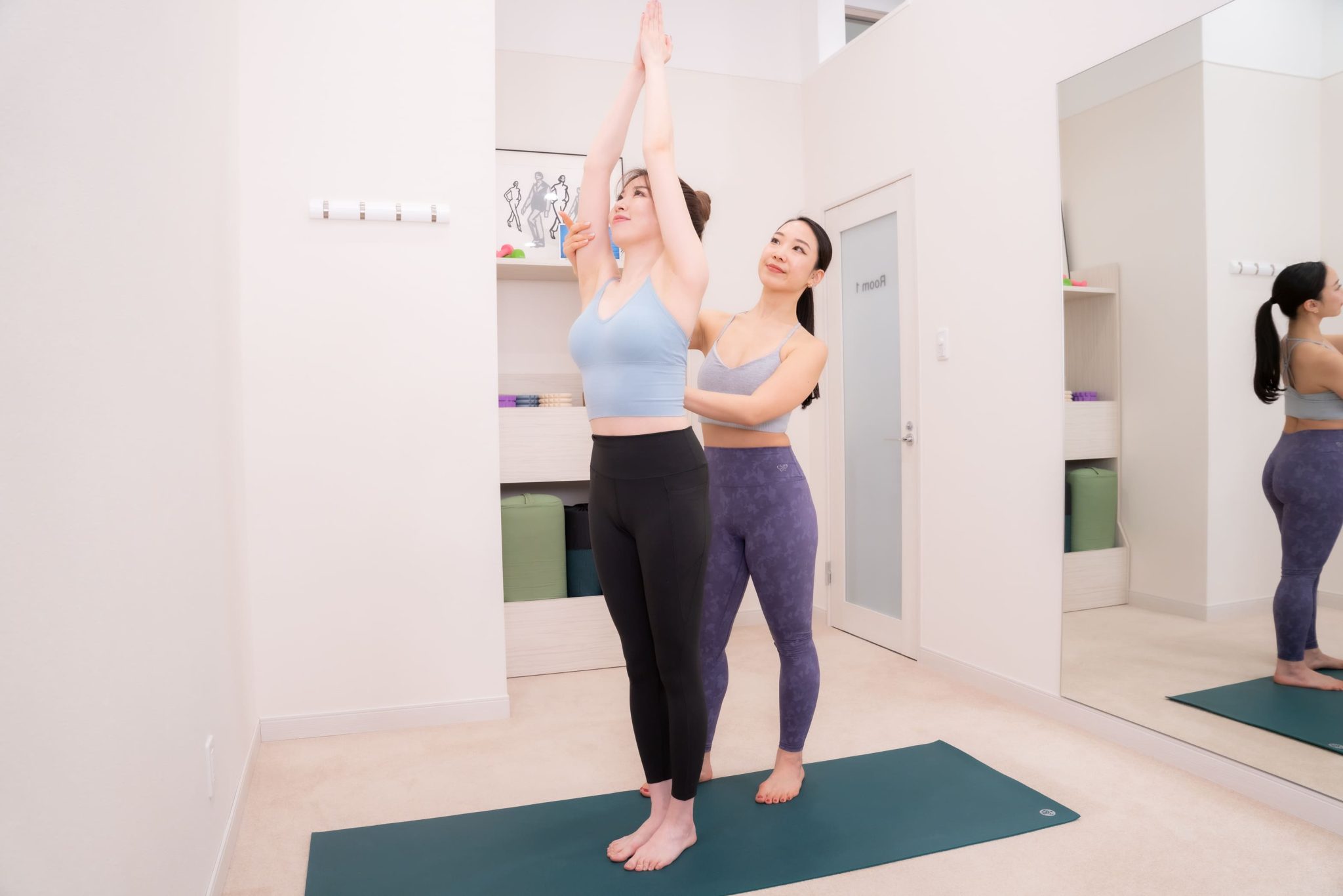 am.Lab share – 完全個室・完全マンツーマンで行うパーソナルヨガレッスン。有楽町・銀座のパーソナルヨガ×整体、「アムラボシェア」